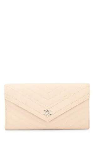 Chanel Chevron Caviar 'cc' Wallet - Pink