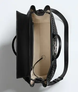Bottega Veneta Large Andiamo Voyager - Black