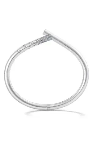 TABAYER Oera Pavé Diamond Hinged Bracelet - White Gold