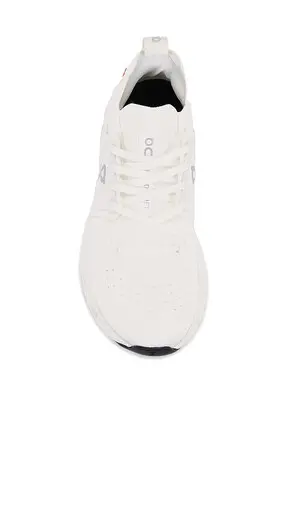 On Cloudswift 4 Athletic Sneakers - White
