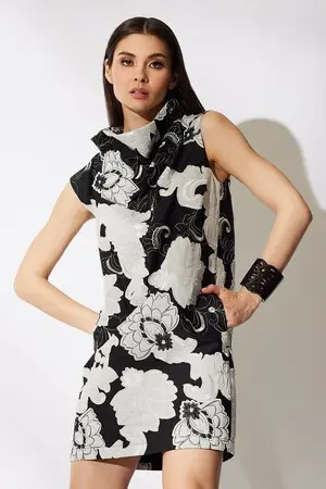 Natori Cressida Applique Shift Dress