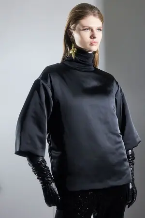 Black Puffer Sleeve Tops