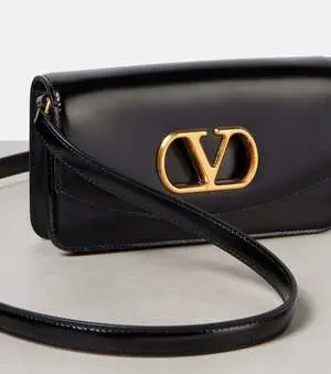 Valentino Garavani Vain Small Leather Clutch - Black