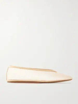 Le Monde Beryl Almond Toe Flats For Women