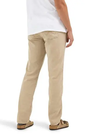 Wrangler Greensboro Straight Leg Jeans