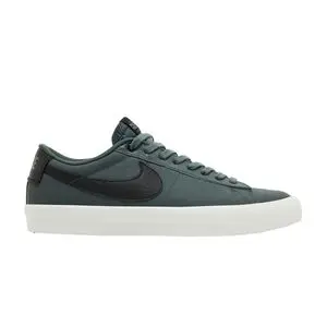 Nike Zoom Blazer Low Pro Gt Sb Sneakers - Green