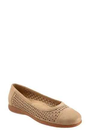 Trotters Delmara Cap Toe Slip-on Shoe - Beige Nubuck