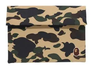 A BATHING APE 1st Camo 13 Inch Pc Case - Yellow