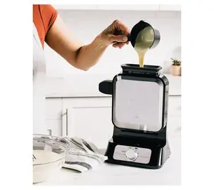 NINJA Neverstick Pro Belgian Waffle Maker