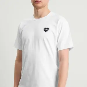 Play Comme Des Garcon Studded Heart T-shirt - White/black
