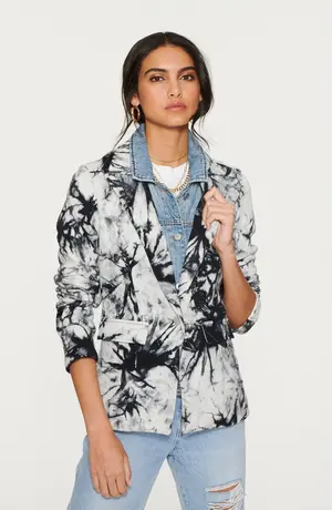 Blue Revival Notched Lapel Outerwear For Women
