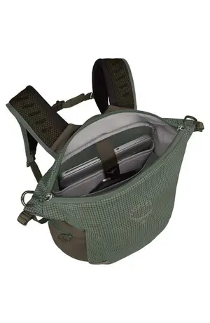 OSPREY Transporter 22-liter Backpack - Pine Leaf/earl Grey