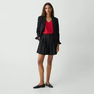 Theory Pleated Short In Good Linen - Black