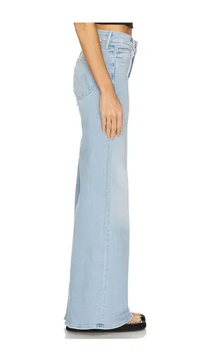 MOTHER The Roller Sneak Jeans