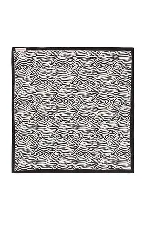 PETIT MOMENTS Scarf In Black,white