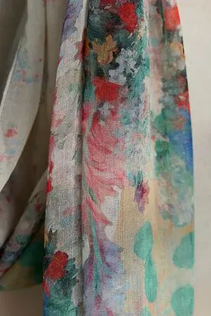 ELIZABETH GILLETT Garden Morng Scarf - Green Pattern