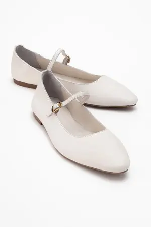 FOREVER & ALWAYS SHOES Lara Leather Mary Jane Flats - Ecru