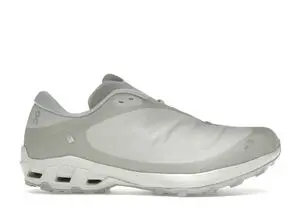 On Cloudventure Peak Post Archive Faction Sneakers - Ice/moon