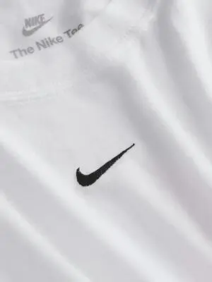 Nike Chill Knit T-shirt