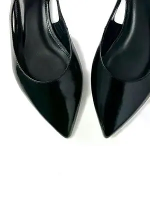ALOHAS Ribbon Pointed Ballerina