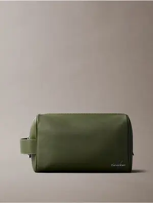 Calvin Klein Monologo Dopp Kit Thyme