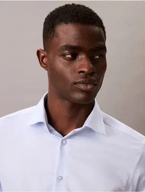Calvin Klein Solid Slim Fit Button-down Shirt - Blue