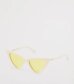 Alexander McQueen Acetate Spike Cat Eye Sunglasses - White