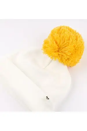 OH BABY! Yarn Pom Hat