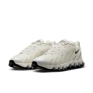Nike Air Max Dn Sneakers - White