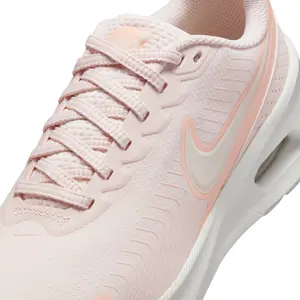Nike Air Max Nuaxis Sneakers