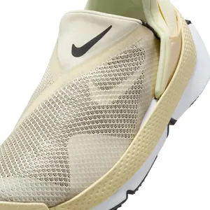 Nike Go Flyease Easy On/off Sneakers - Brown