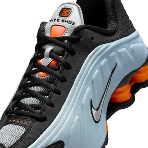 Nike Shox R4 Sneakers - Blue