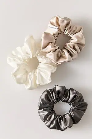 MINIMALISTA Minimalista HYA Large Scrunchie Set Neutrals