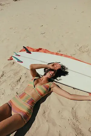 SELEZZA Darla Striped Surf Top Narin