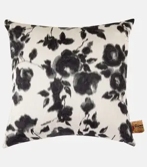 THE HOUSE OF LYRIA Freesia Cushion - White