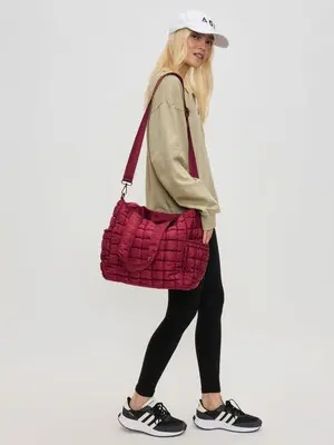 SOL AND SELENE Dreamer Tote Bag - Burgundy
