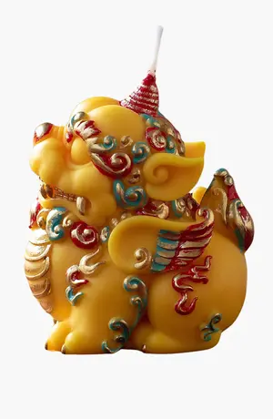 SOUTHLAKE GIFTS Chinese Fortune Pixiu Candle - Yellow / Red / Teal