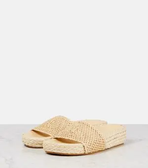 Chloé Isla Raffia-effect Slides - Beige