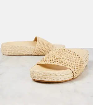 Chloé Isla Raffia-effect Slides - Beige