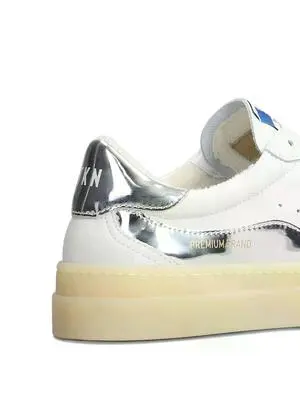 STKN Venus Sneakers