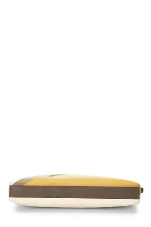 Fendi Zucca Zip Messenger