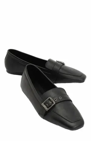 FOREVER & ALWAYS SHOES Noir Leather Flat Loafers - Black Leather