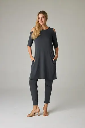 EAVOLU Caspian Eco-luxe Rib Cold-shoulder Tunic/dress - Slate
