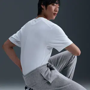 Nike Club Jogger Pants - Grey