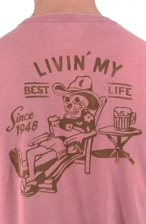 DEVIL-DOG DUNGAREES Livin' My Best Life Graphic T-shirt