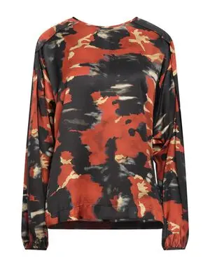 8PM Multicolor Satin Top