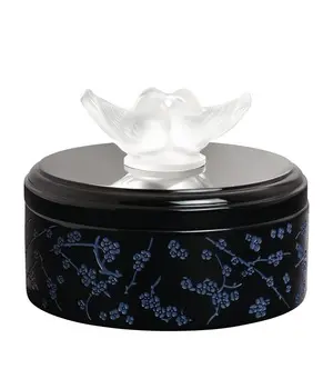 Lalique Fleurs De Cerisier Doves Trinket Box