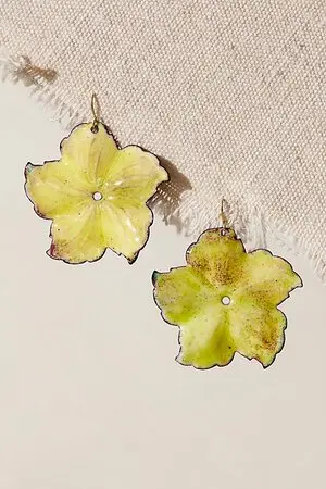 MICHELLE DARIN Hibiscus Dangle Earrings - Lime