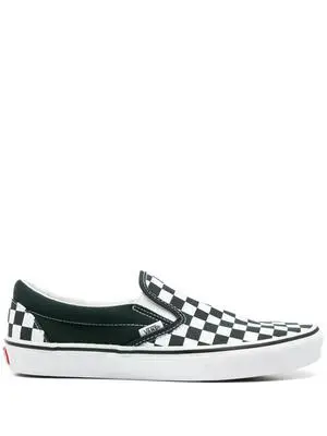 VANS Classic Slip-on Sneakers - Black