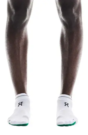 On Elite Run No-show Socks - White/ Ivory